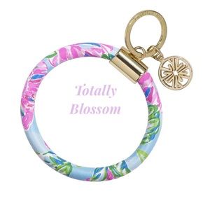 Lilly Pulitzer | Accessories | Lilly Pulitzer Round Key Chain | Poshmark